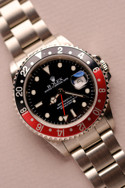 Rolex GMT Master ii 16710 'Coke' w/Authenticity Card - 2001 – 25 Dials